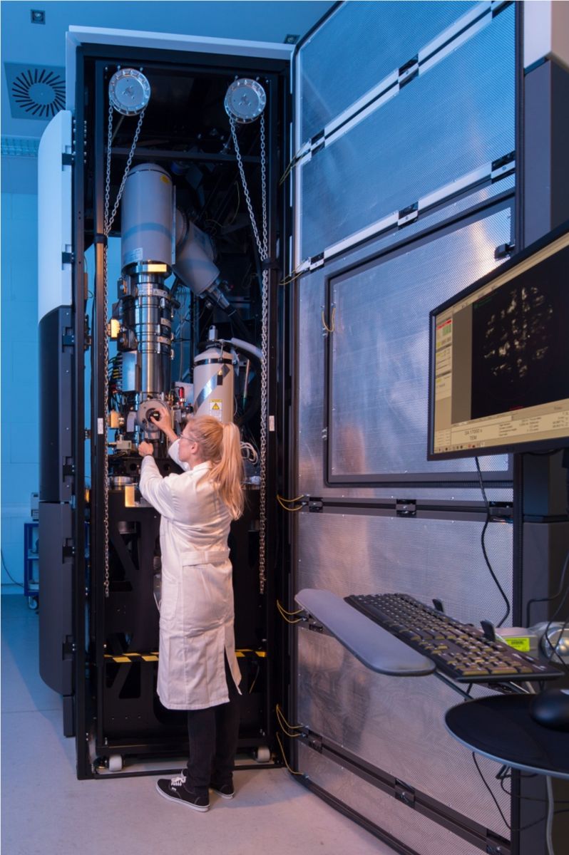 Facilities - Institute of Micro- and Nanostructure Research